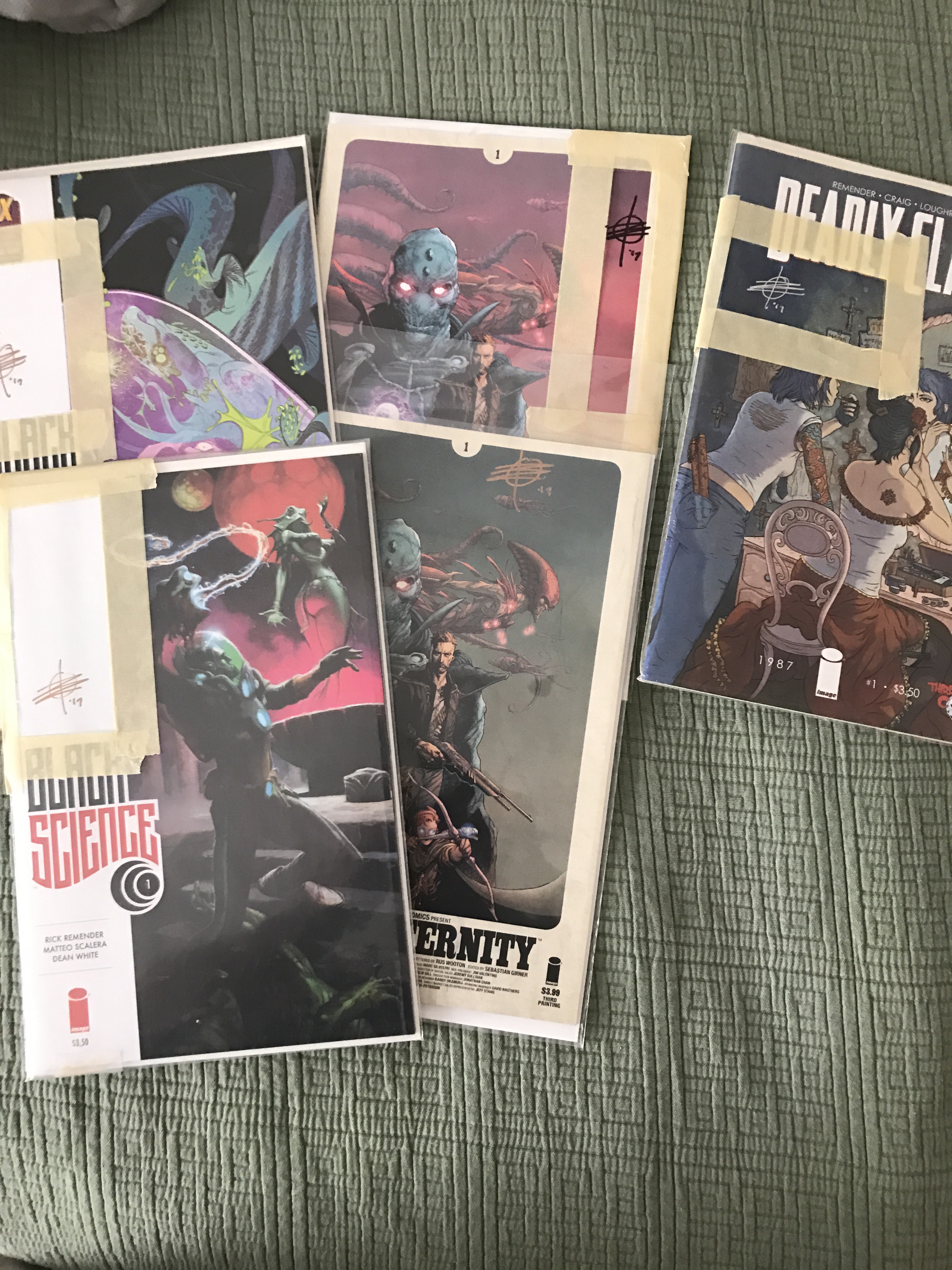 Rick Remender Signed Comics – COMICSHEATINGUP